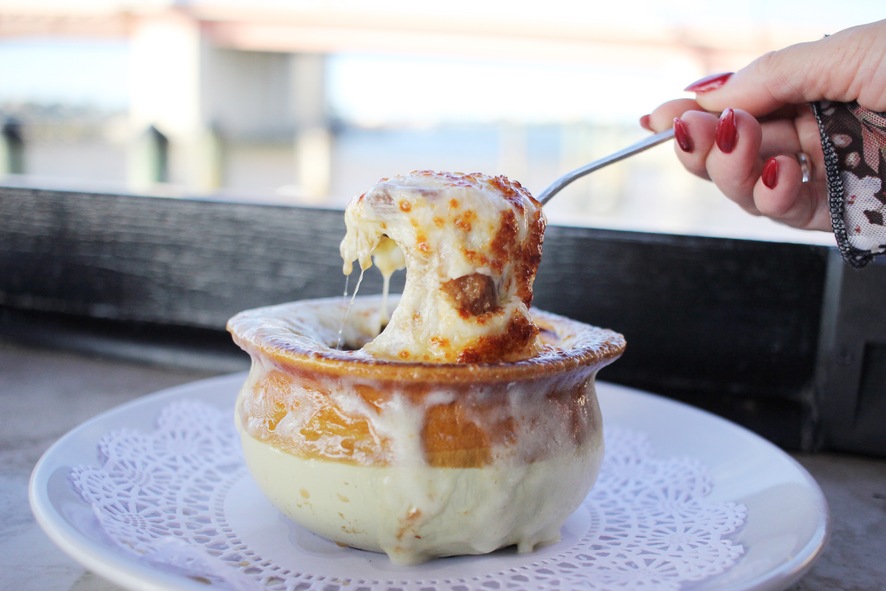 The Grille At Riverview - Award-Winning Food & Wine Unbeatable Views!