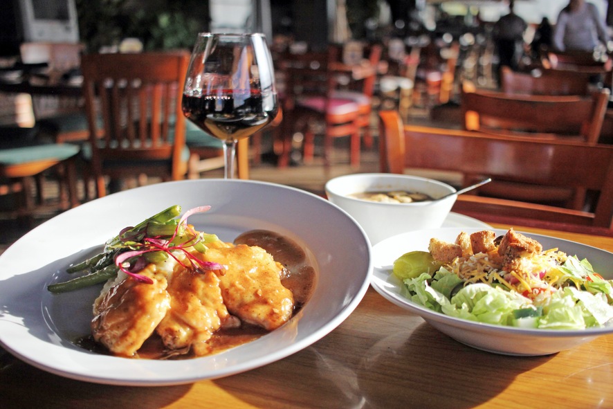 The Grille At Riverview - Award-Winning Food & Wine Unbeatable Views!